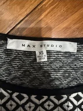 Max Studio | Dresses | Max Studio Black And White Geometric Sleeveless ...